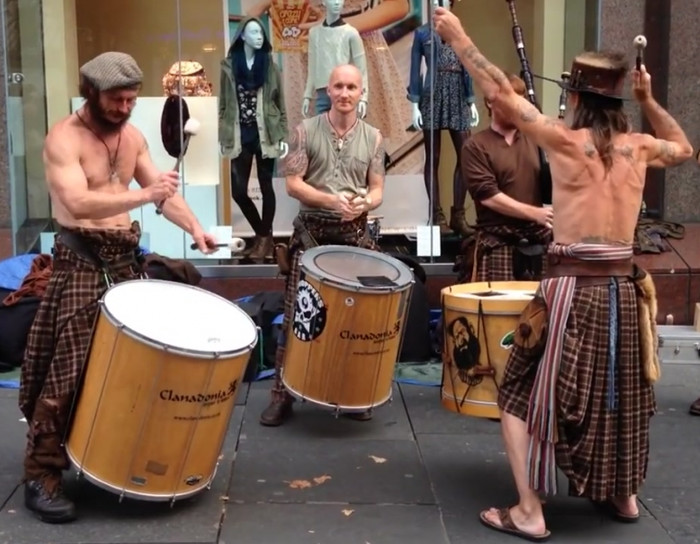 Awesome Scottish street music.