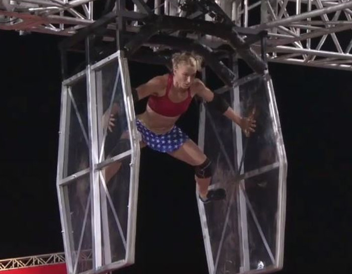 Jessie Graff's historic "Sasuke" run.