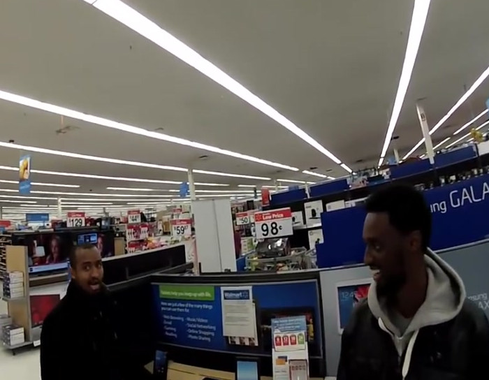 Guy who speaks 50 languages meets random people at malls and speaks ...