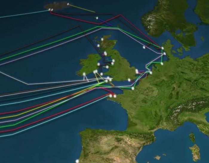 Animated map reveals 550,000 miles of undersea cables.