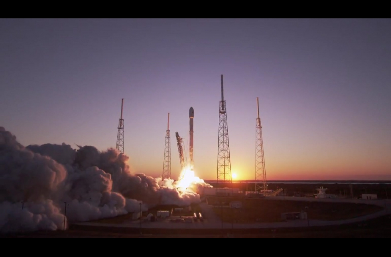 This 4K SpaceX launch footage will make you wish you could reach the stars.