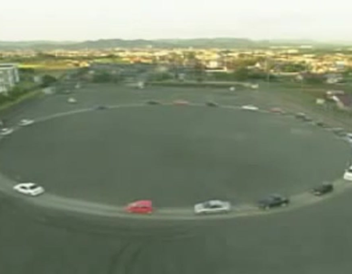 How a single car causes a traffic jam.