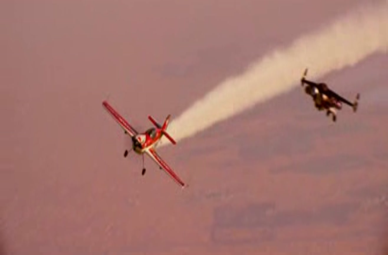 Jetpack-powered daredevil rockets over Dubai.