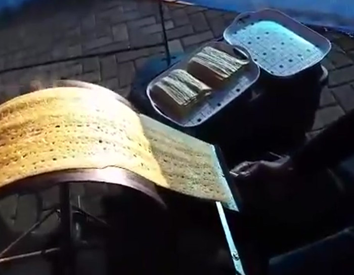 This pancake machine is incredibly satisfying to watch.