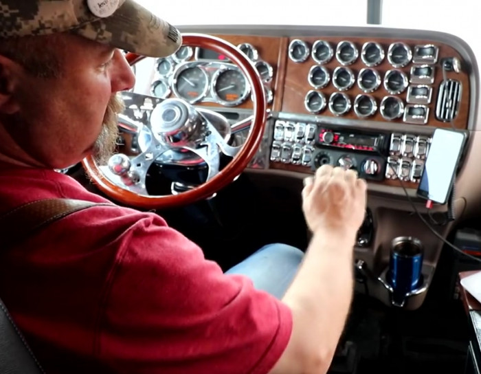 How to shift an 18-speed truck.
