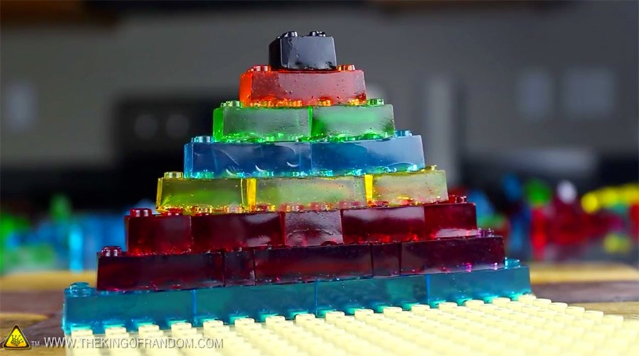 Here's how to make your own stackable gummy candies.