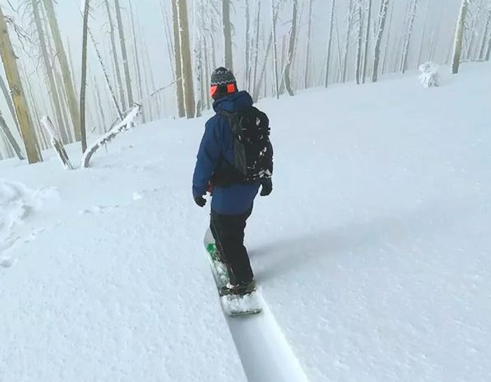 Pow surfing.