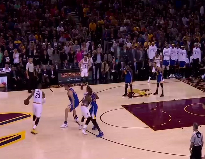 A small demonstration of LeBron James' incredible basketball IQ.