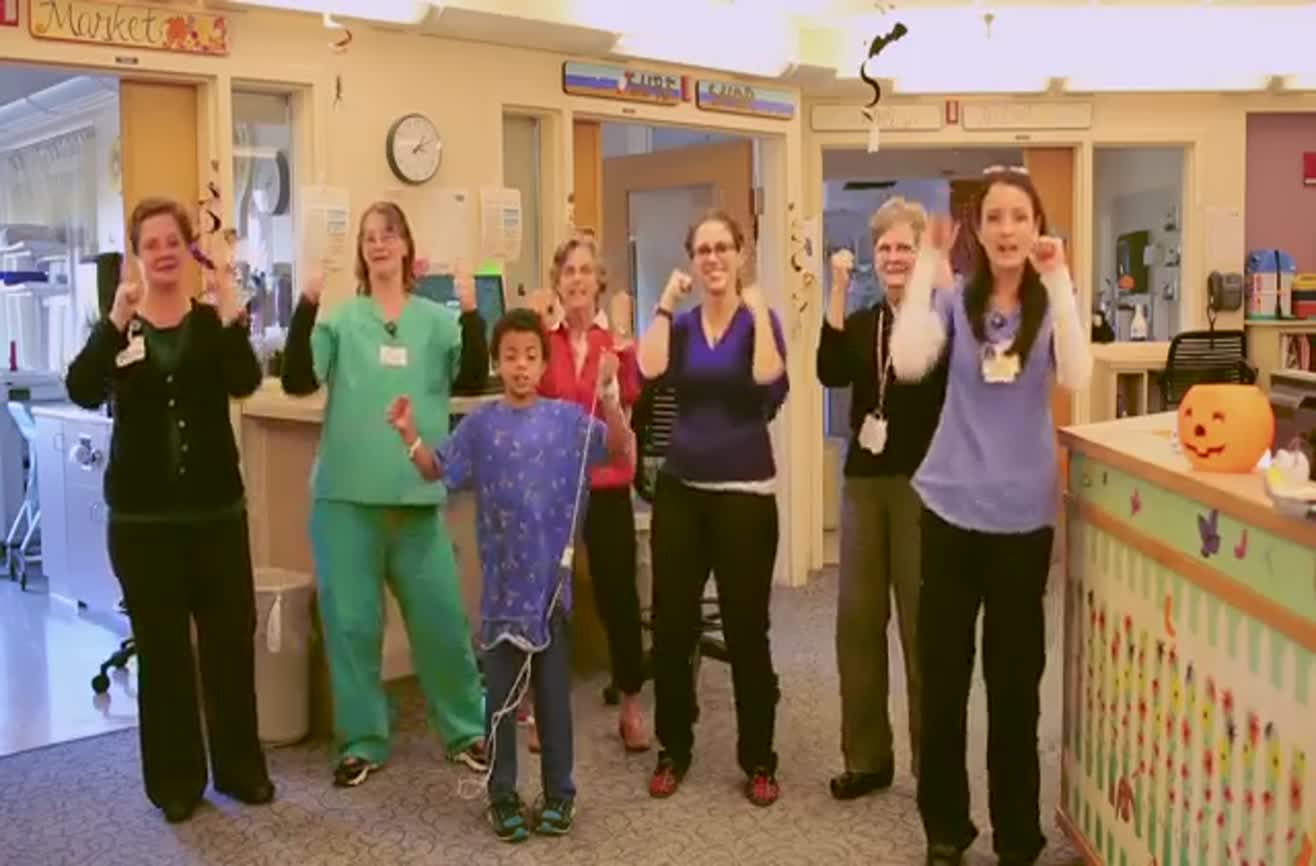 Children's Hospital at Dartmouth performs Katy Perry's "Roar".