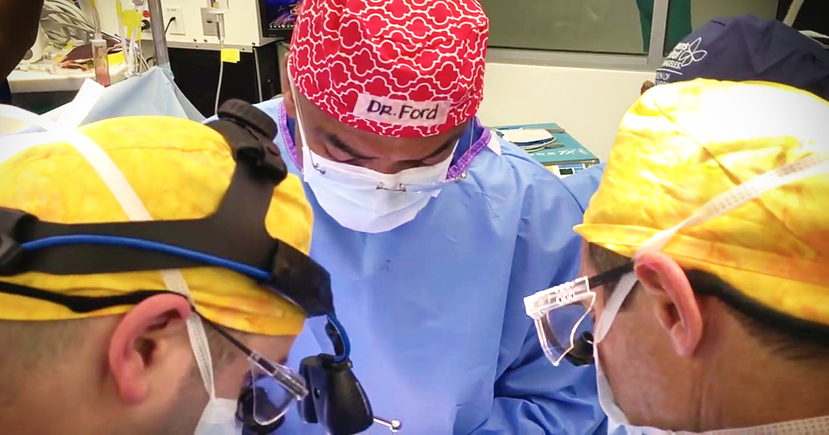 Surgeon makes history after performing a rare procedure.