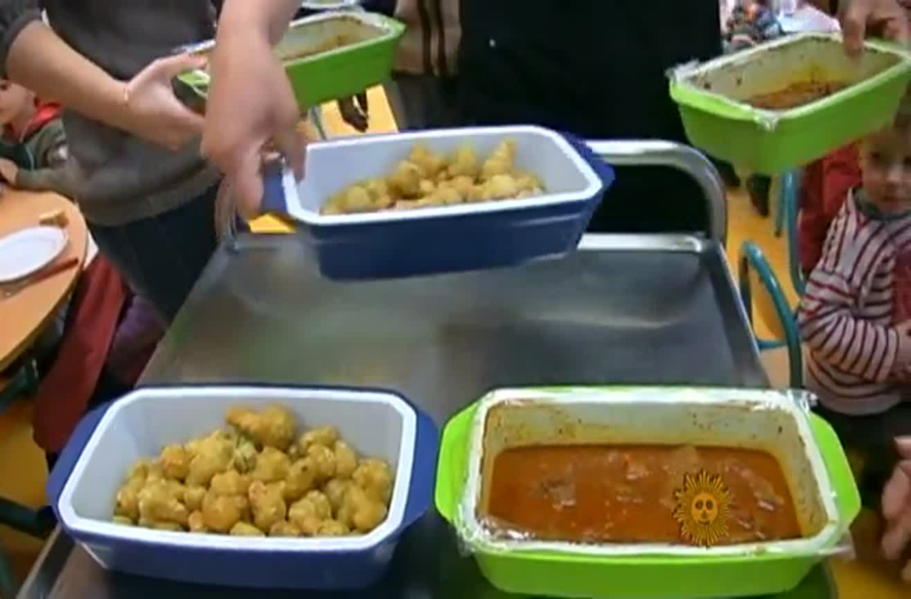 School lunches being prepared and served in France.