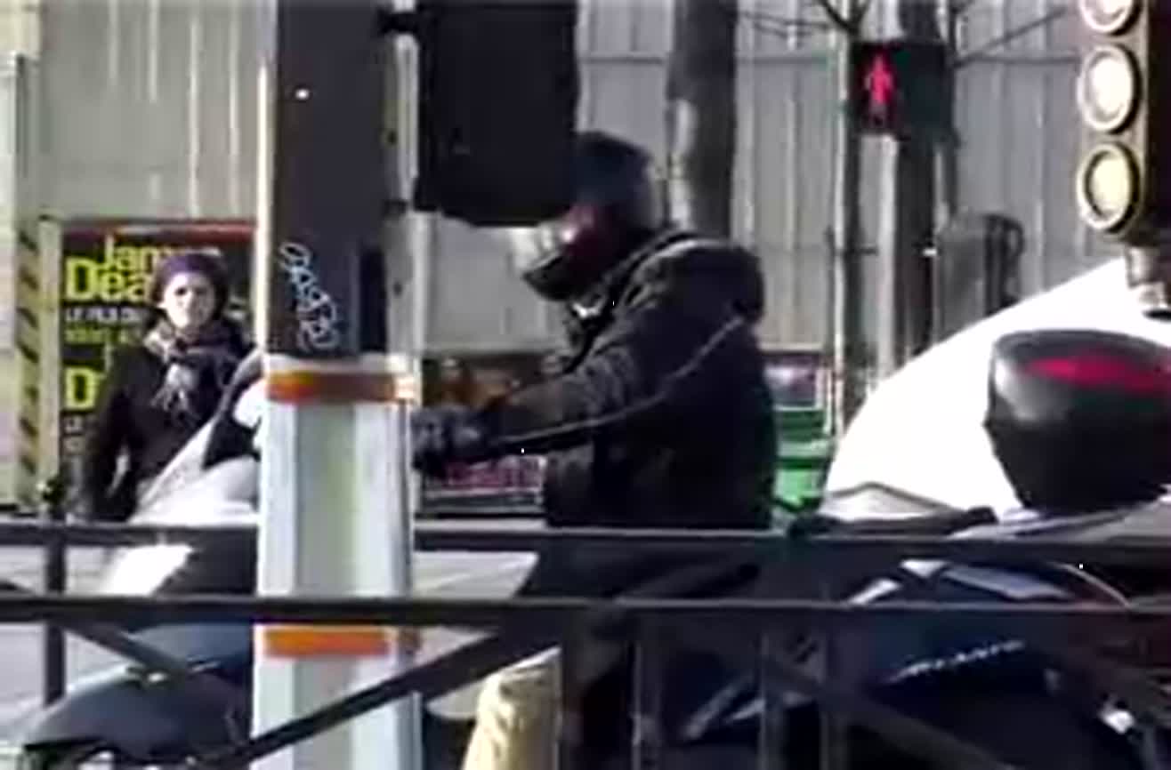 Clever motorcycle rider prank.