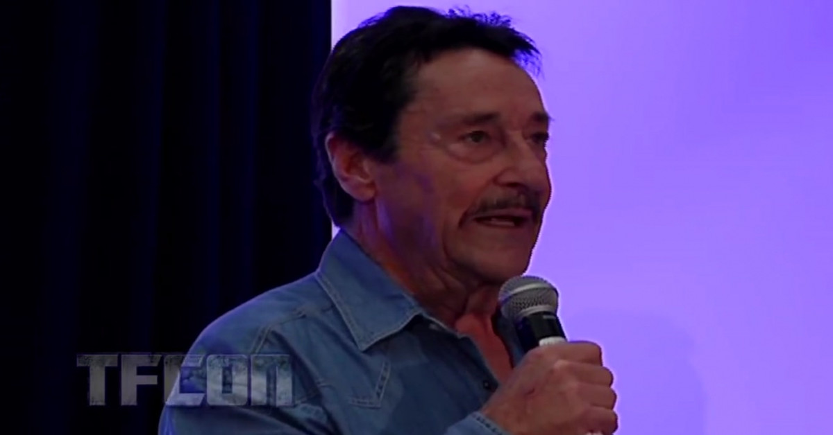 Predator voice explained by its inventor and actor Peter Cullen.