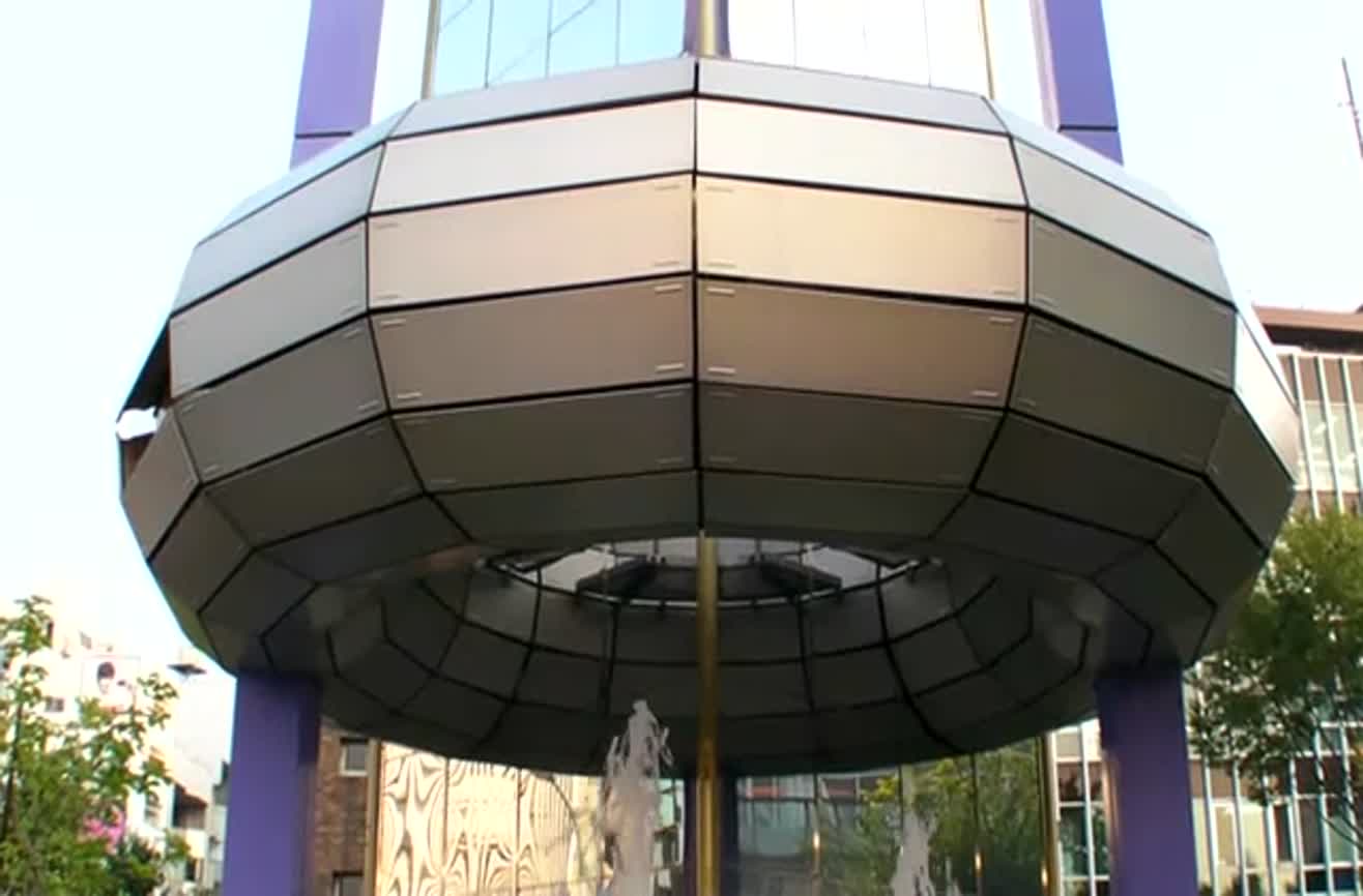 Weird music clock in Shibuya, Tokyo.