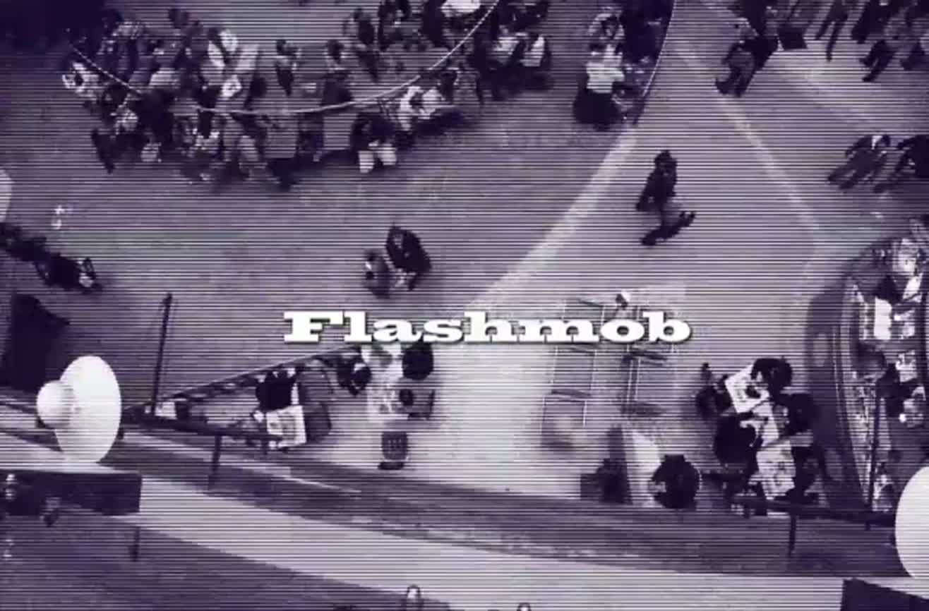 Recycling a bottle, flashmob style.