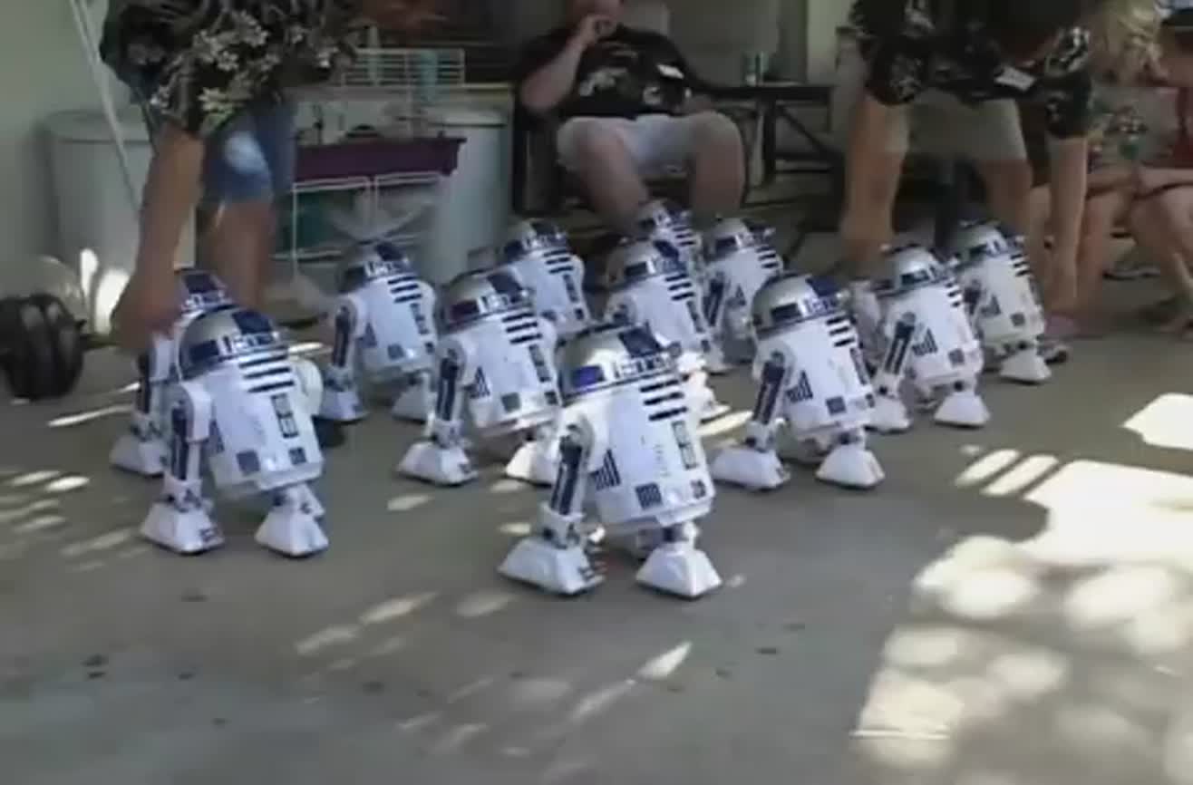 R2 units can dance.