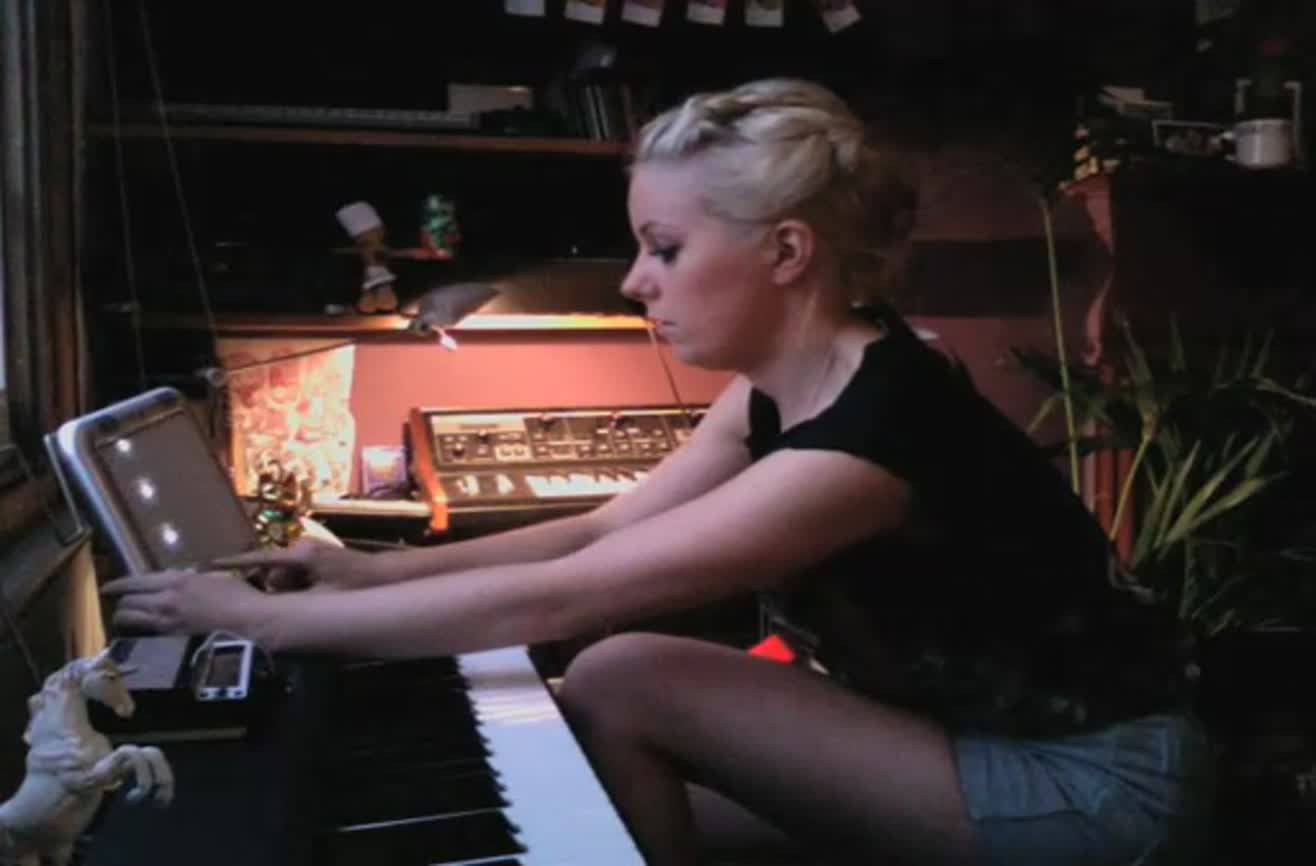 Girl creates an amazing song from scratch.