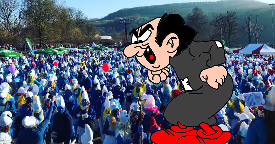 German Town Sets New World Record for the Largest Gathering of Smurfs ...