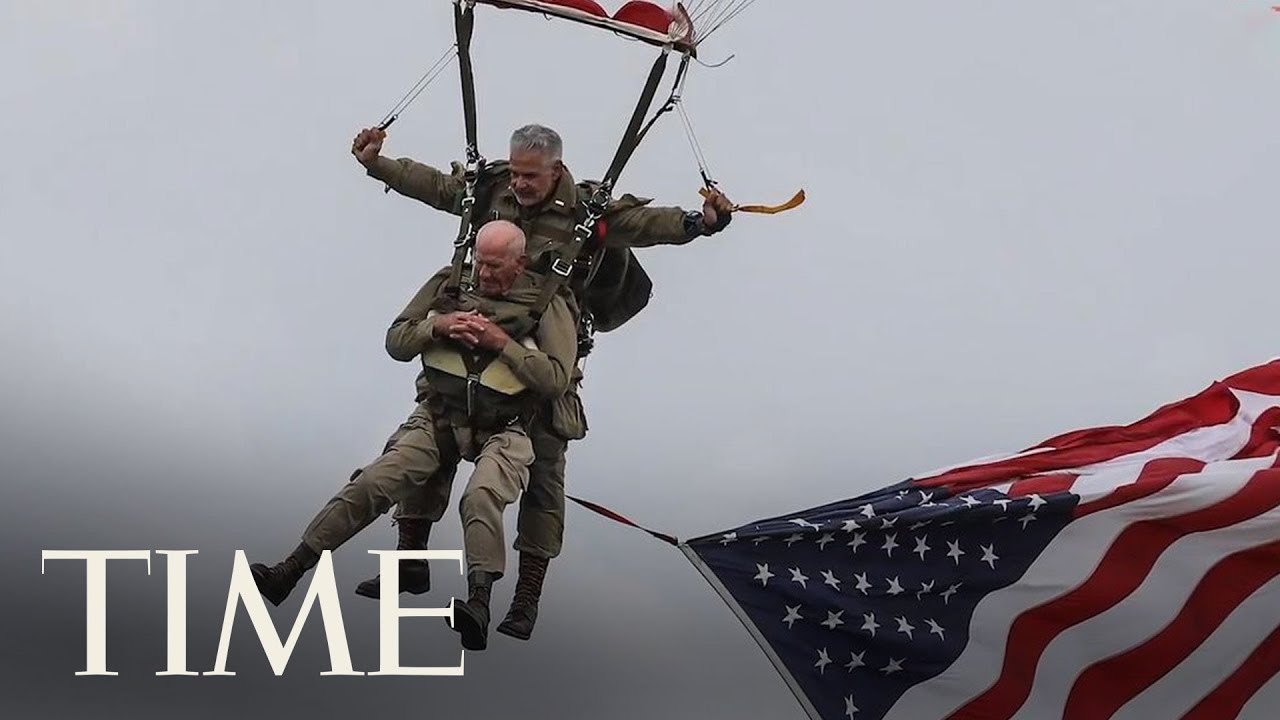 97-year-old-paratrooper parachutes into Normandy for the 75th ...