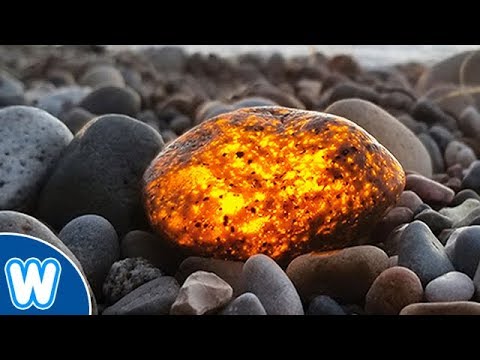 Recently discovered Yooperlite glow rocks