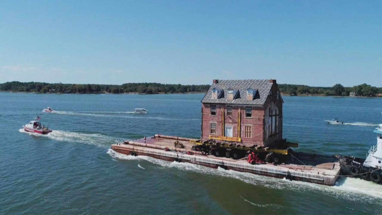 The incredible way this man moved historic home across river