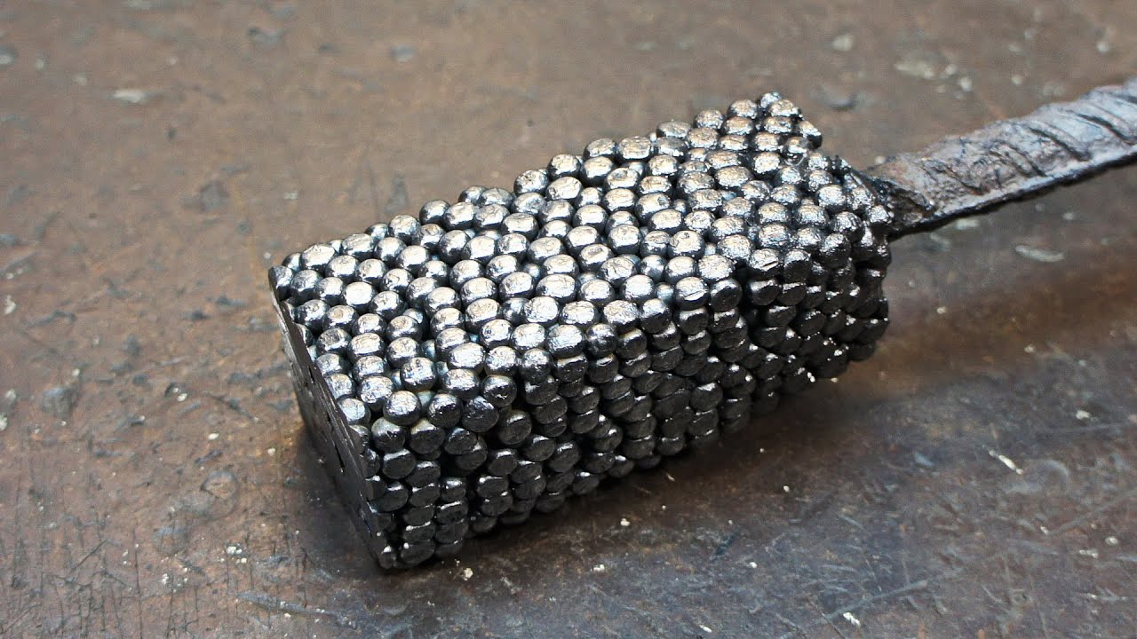 Making a Damascus steel blade from balls from the bearing