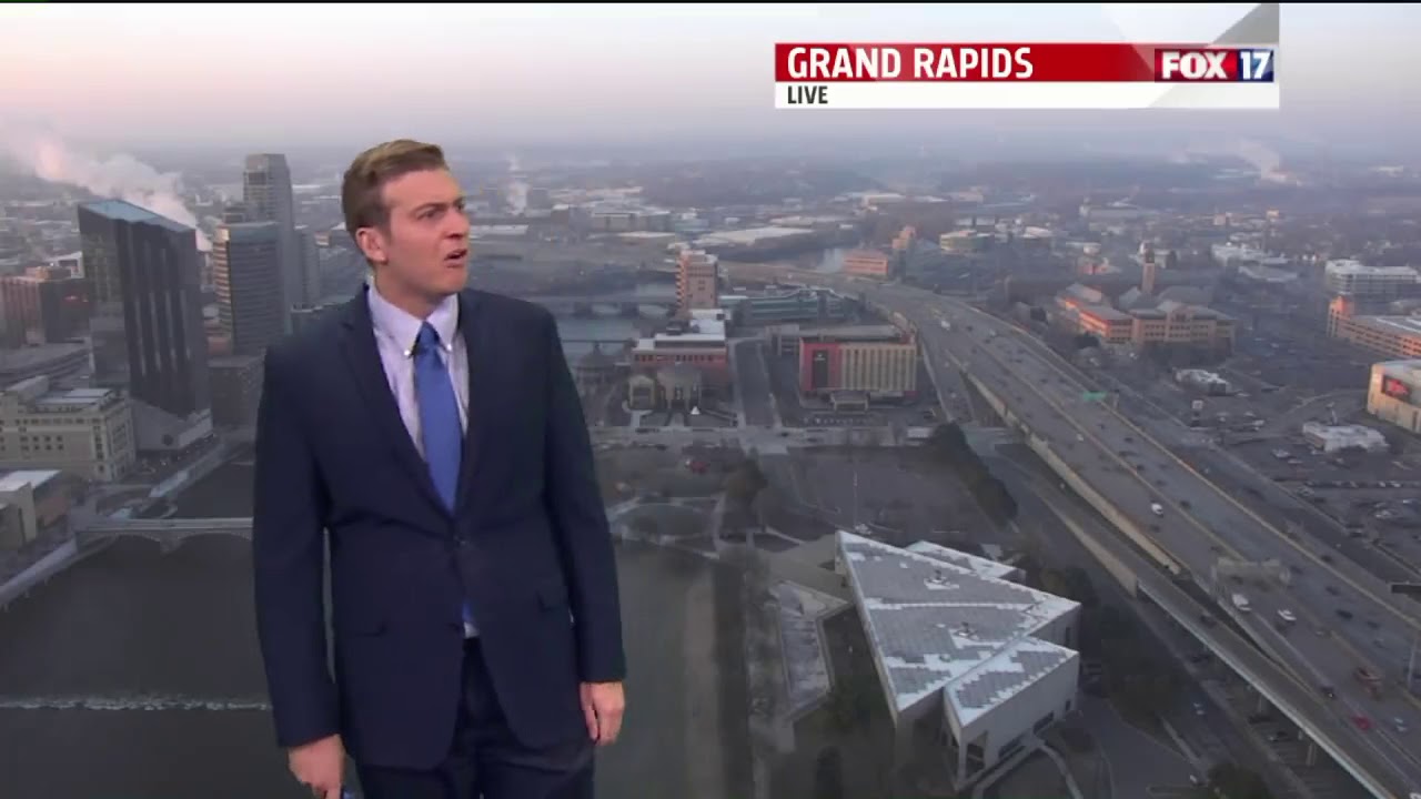 Michigan meteorologist loses it after cold weather complaints