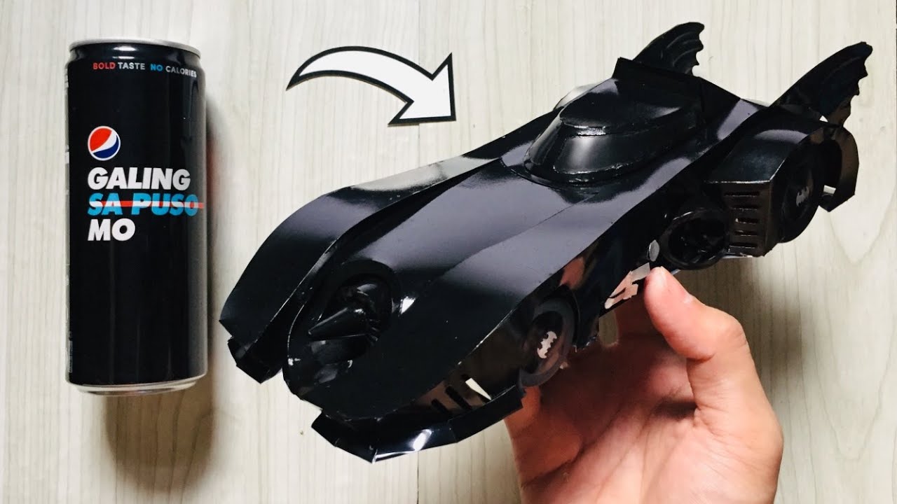 DIY Batmobile from soda cans (Michael Keaton version)