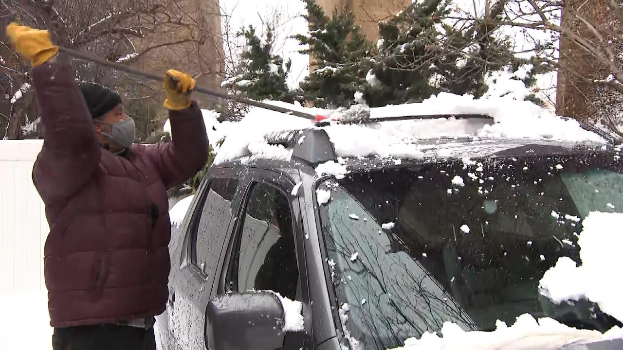 How to dig your car out of snow safely and efficiently