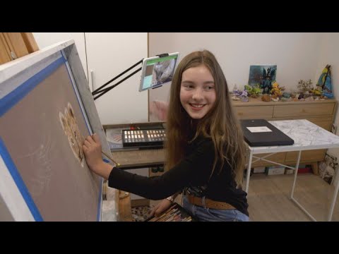 12-year-old's artwork is so realistic, people want proof
