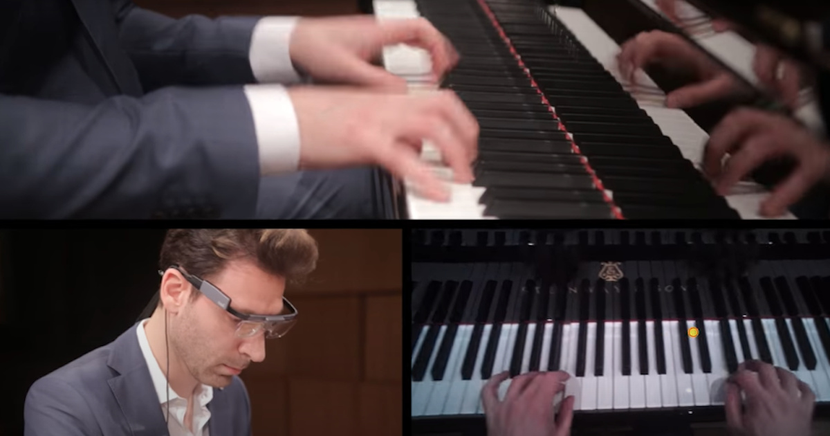 Eye-tracking glasses show what a professional pianist sees while playing.