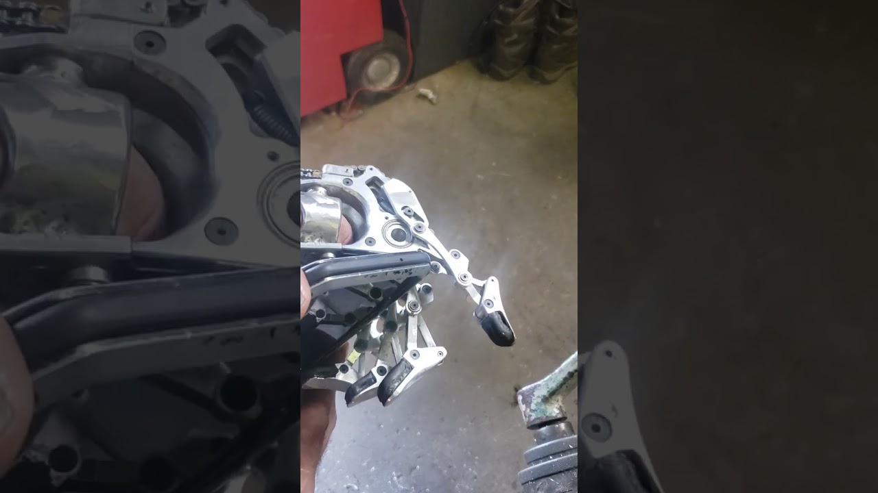 Cool new feature on robotic hand.