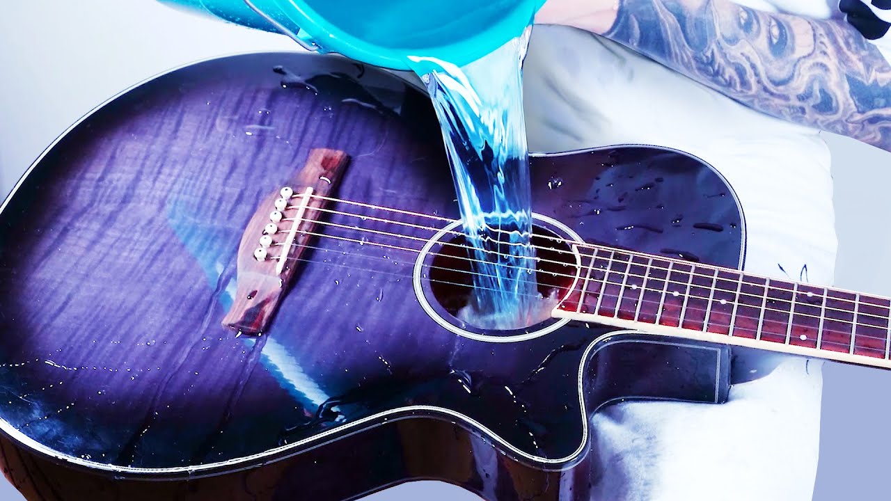 Sound of guitar filled with water.