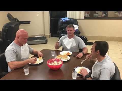 How firefighters eat.