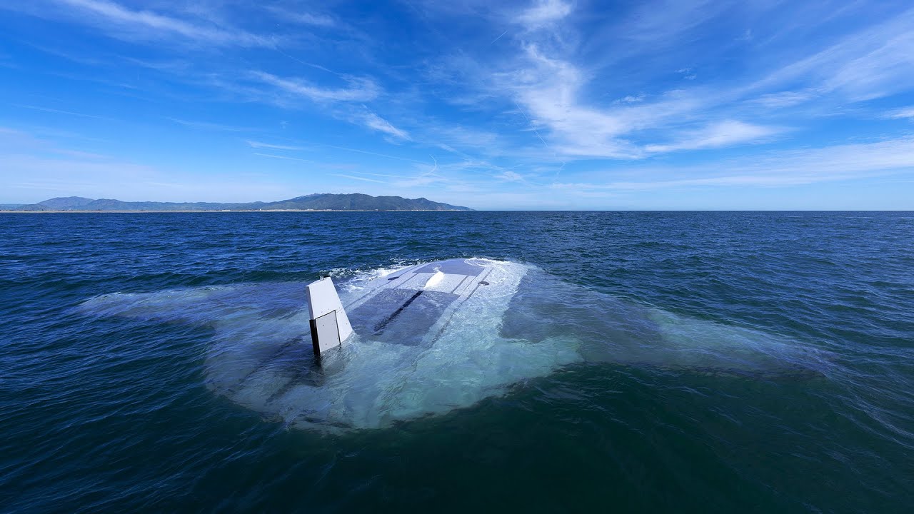 Totally autonomous underwater vehicle. Totally autonomous underwater vehicle.